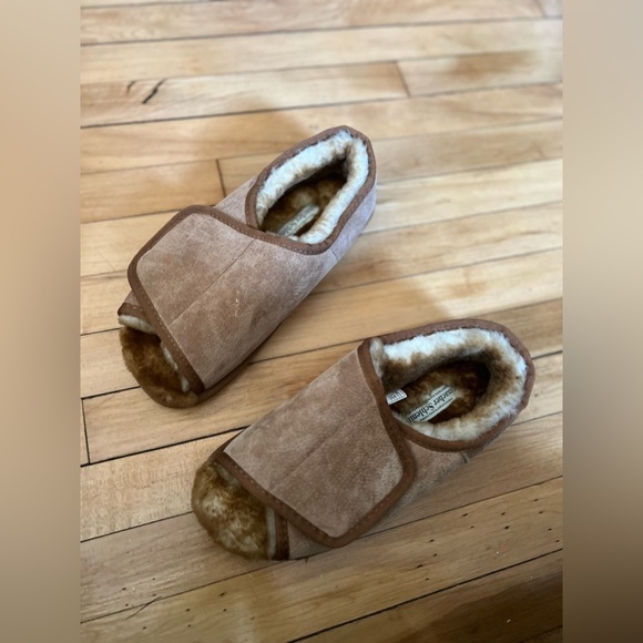 Hammacher Schlemmer | Shoes | Hammacher Schlemmer Mens Adjustable ...